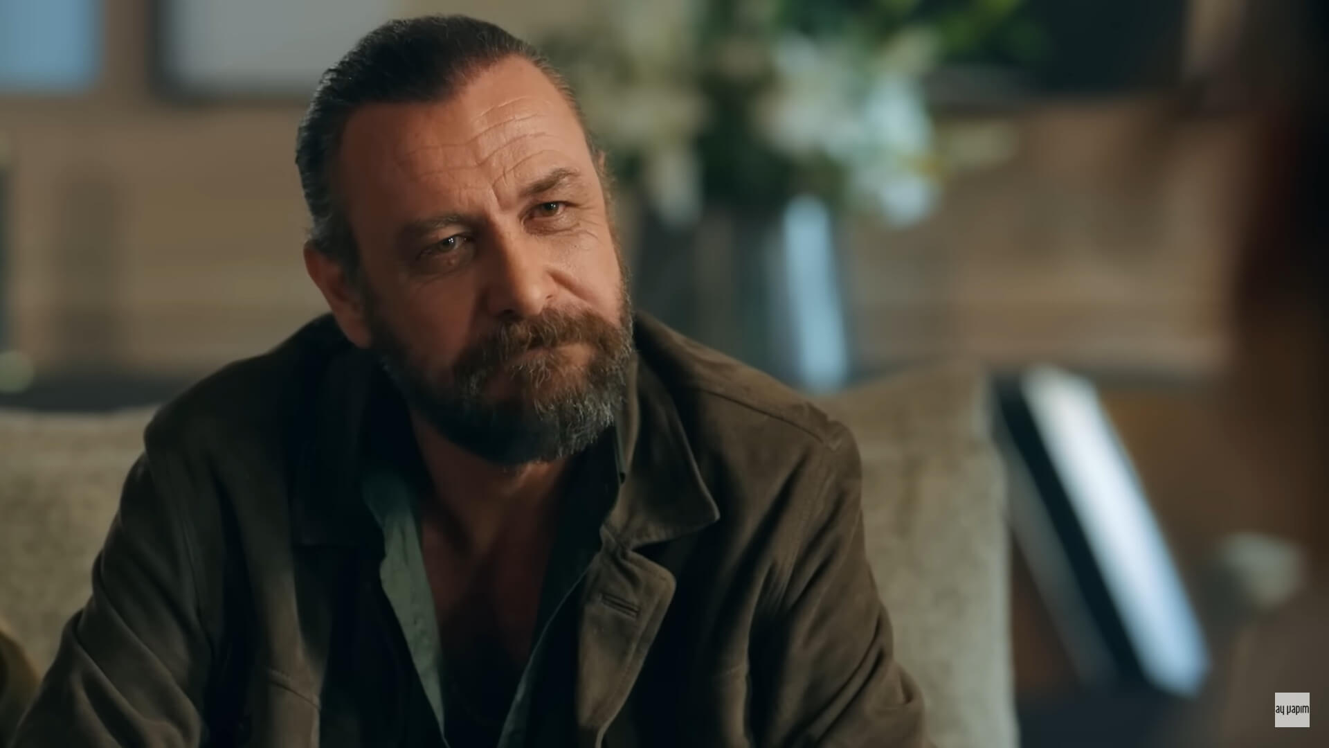 Première bande annonce de la série Aile avec Kıvanç Tatlıtuğ et Serenay ...